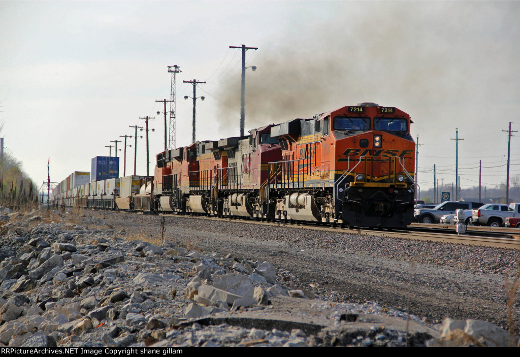BNSF 7214 Heads out after a crew change.